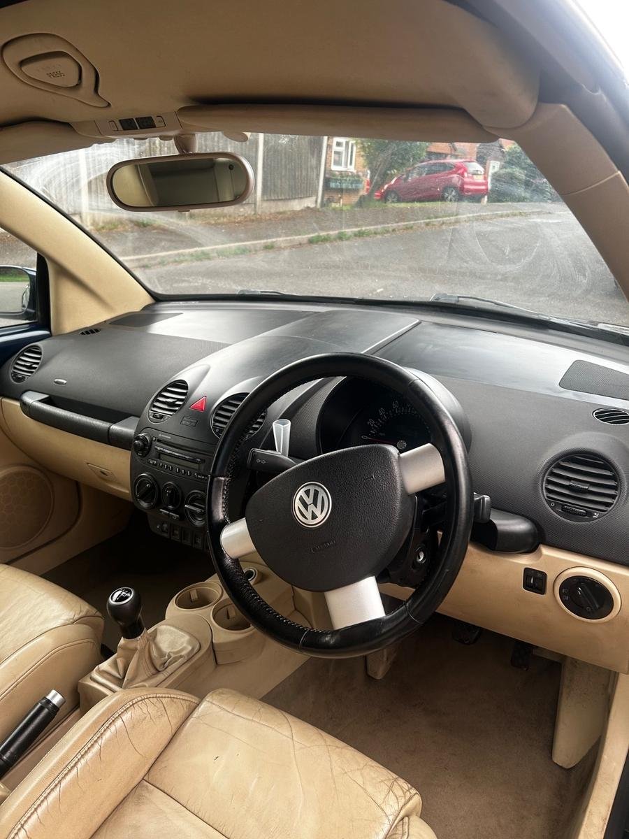 VX05 WXY | 2005 Volkswagen Beetle - Free History Check | UKCarData.co.uk