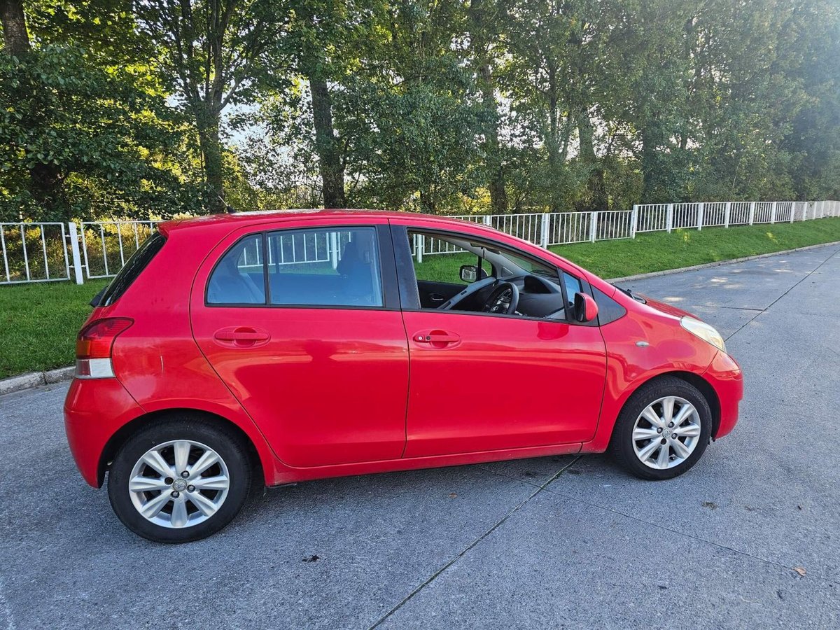 FE09 EWX | 2009 Toyota Yaris - Free History Check | UKCarData.co.uk