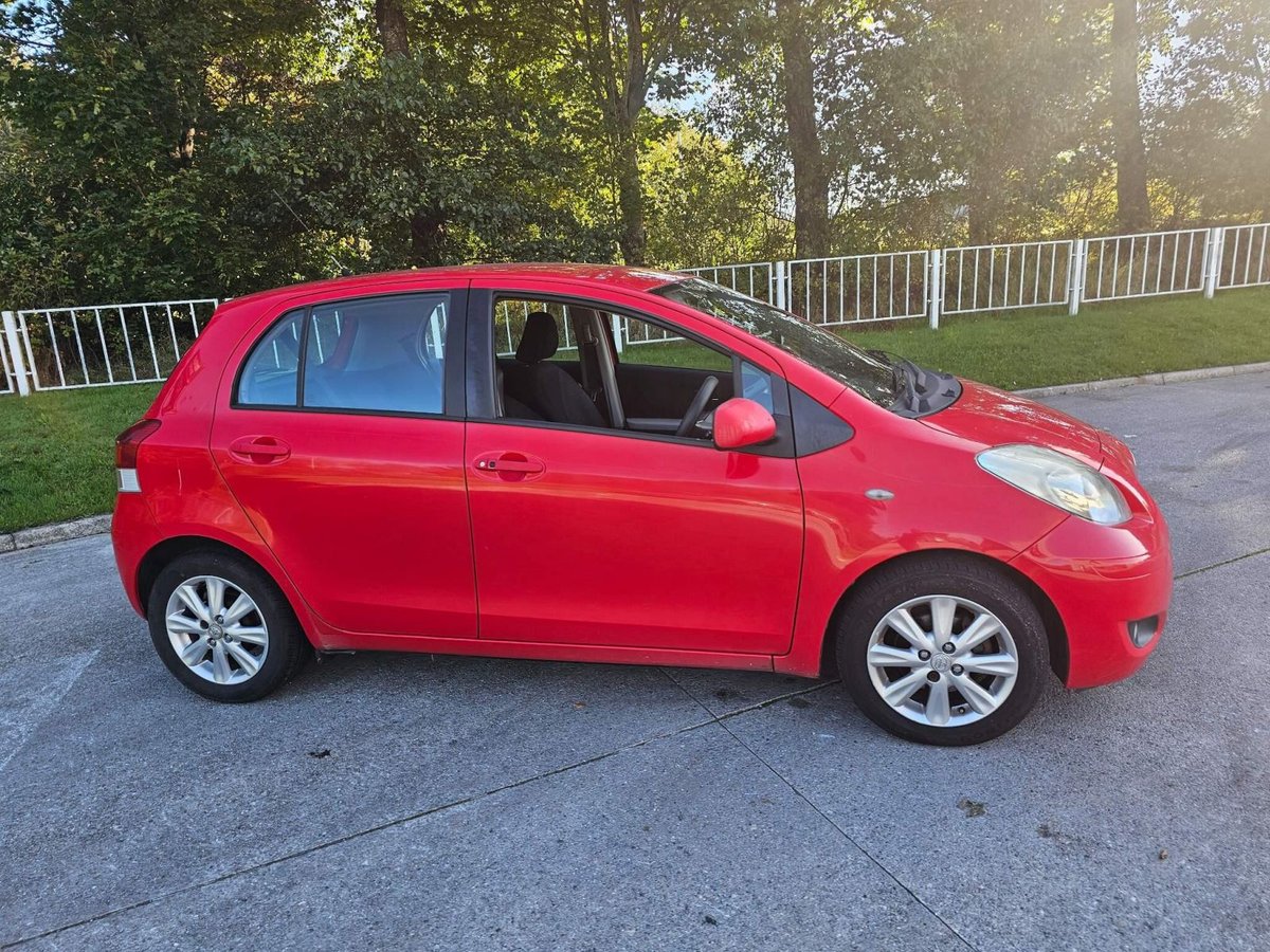 FE09 EWX | 2009 Toyota Yaris - Free History Check | UKCarData.co.uk