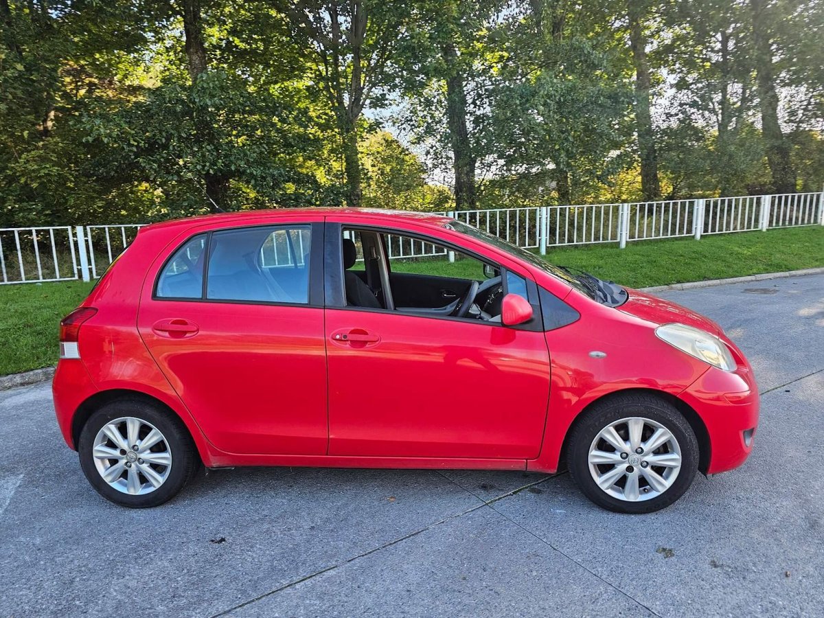 FE09 EWX | 2009 Toyota Yaris - Free History Check | UKCarData.co.uk