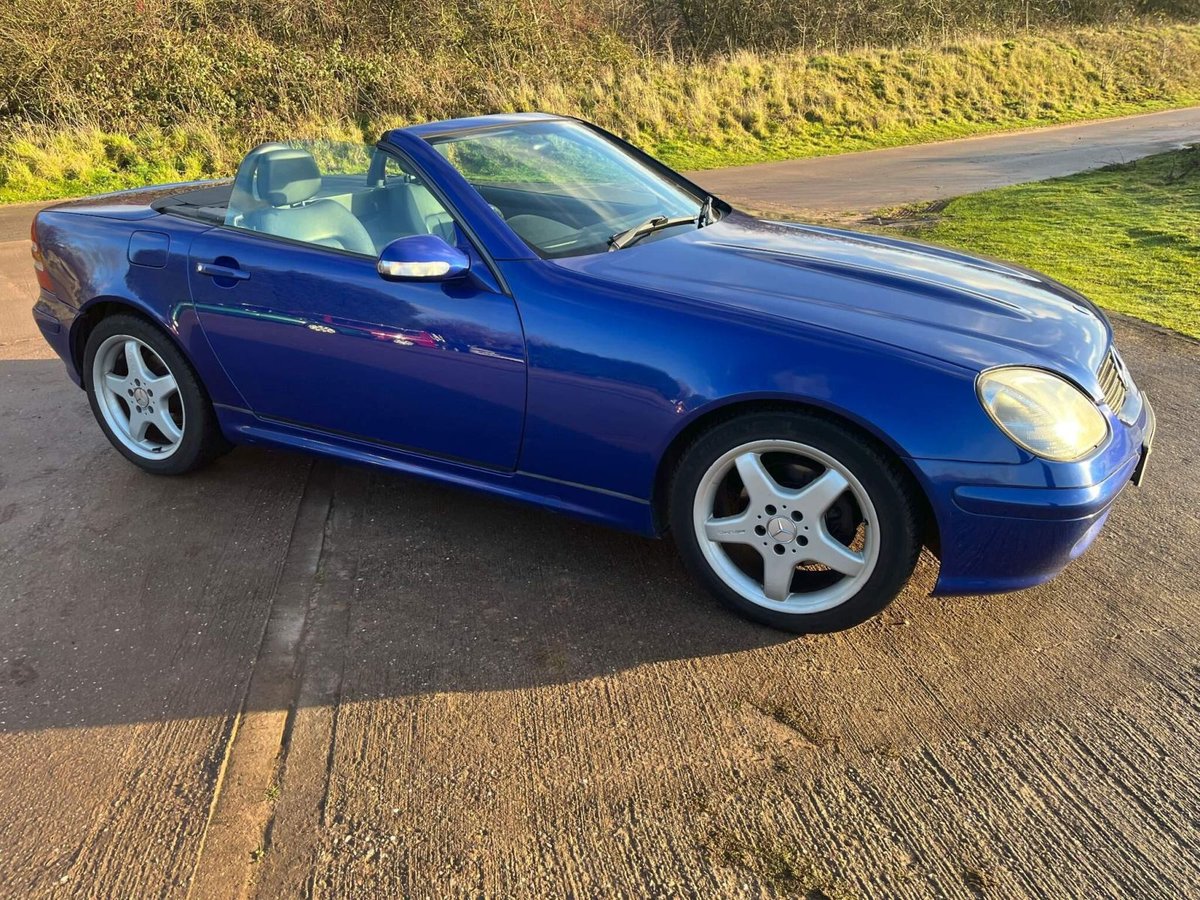 R9 RFJ | 2002 Mercedes-Benz SLK - Free History Check | UKCarData.co.uk