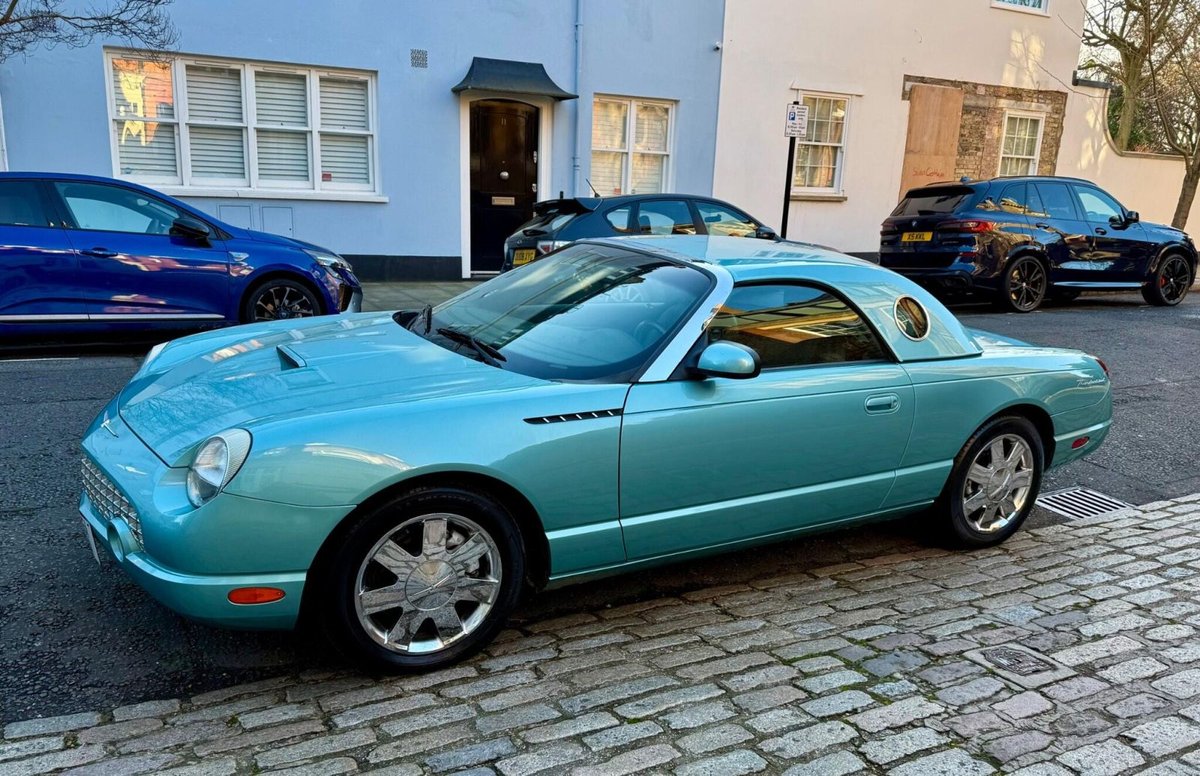 TB51 USA | 2002 Ford Thunderbird - Free History Check | UKCarData.co.uk