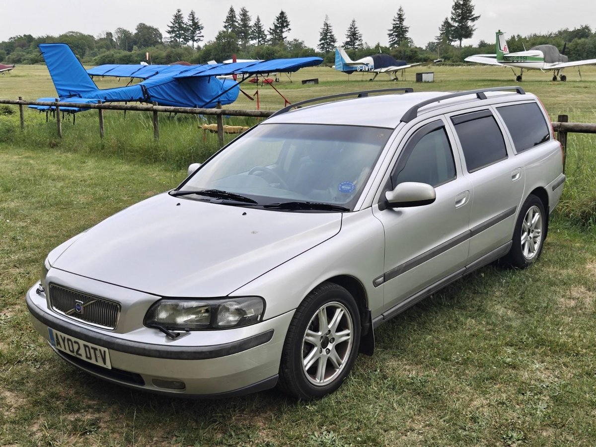 AY02 DTV | 2002 Volvo V70 - Free History Check | UKCarData.co.uk