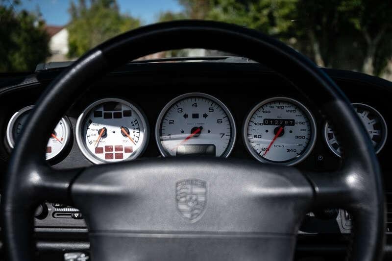M125 NJT | 1995 Porsche 911 - Free History Check | UKCarData.co.uk