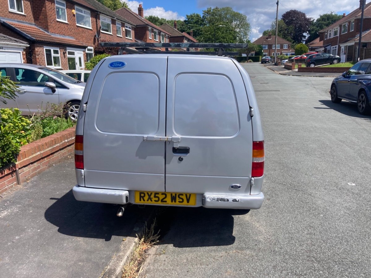 RX52 WSV 2002 Ford Escort Free History Check UKCarData co uk