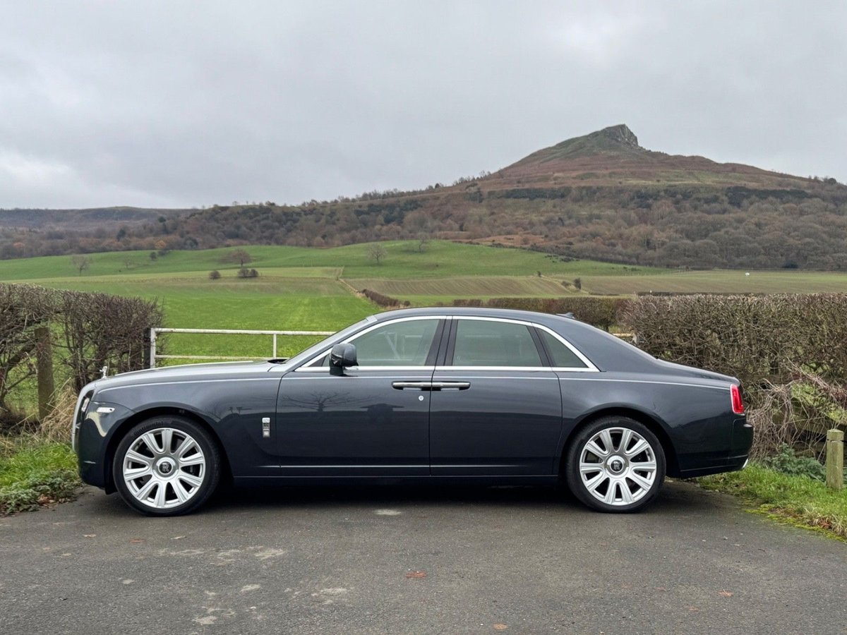 VX10 HTC | 2010 Rolls-Royce Ghost - Free History Check | UKCarData.co.uk