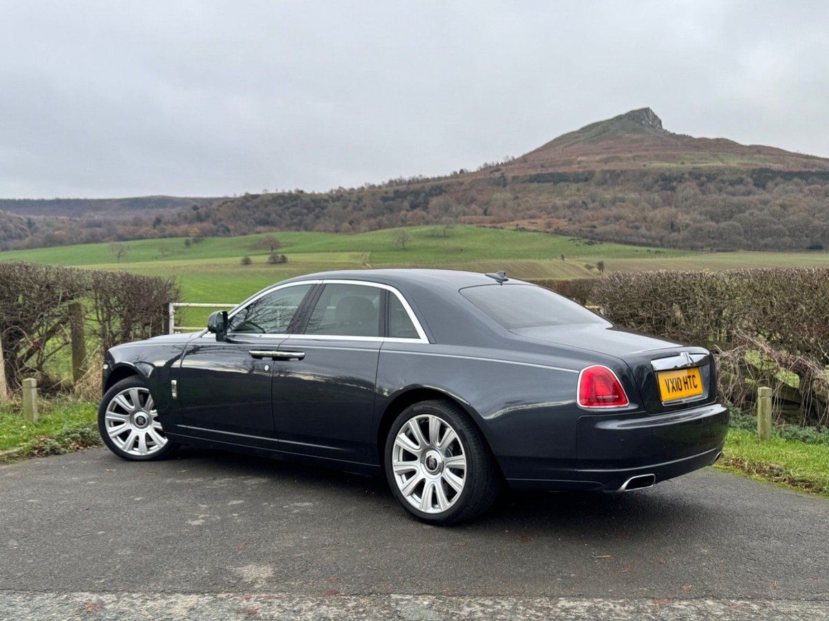 VX10 HTC | 2010 Rolls-Royce Ghost - Free History Check | UKCarData.co.uk