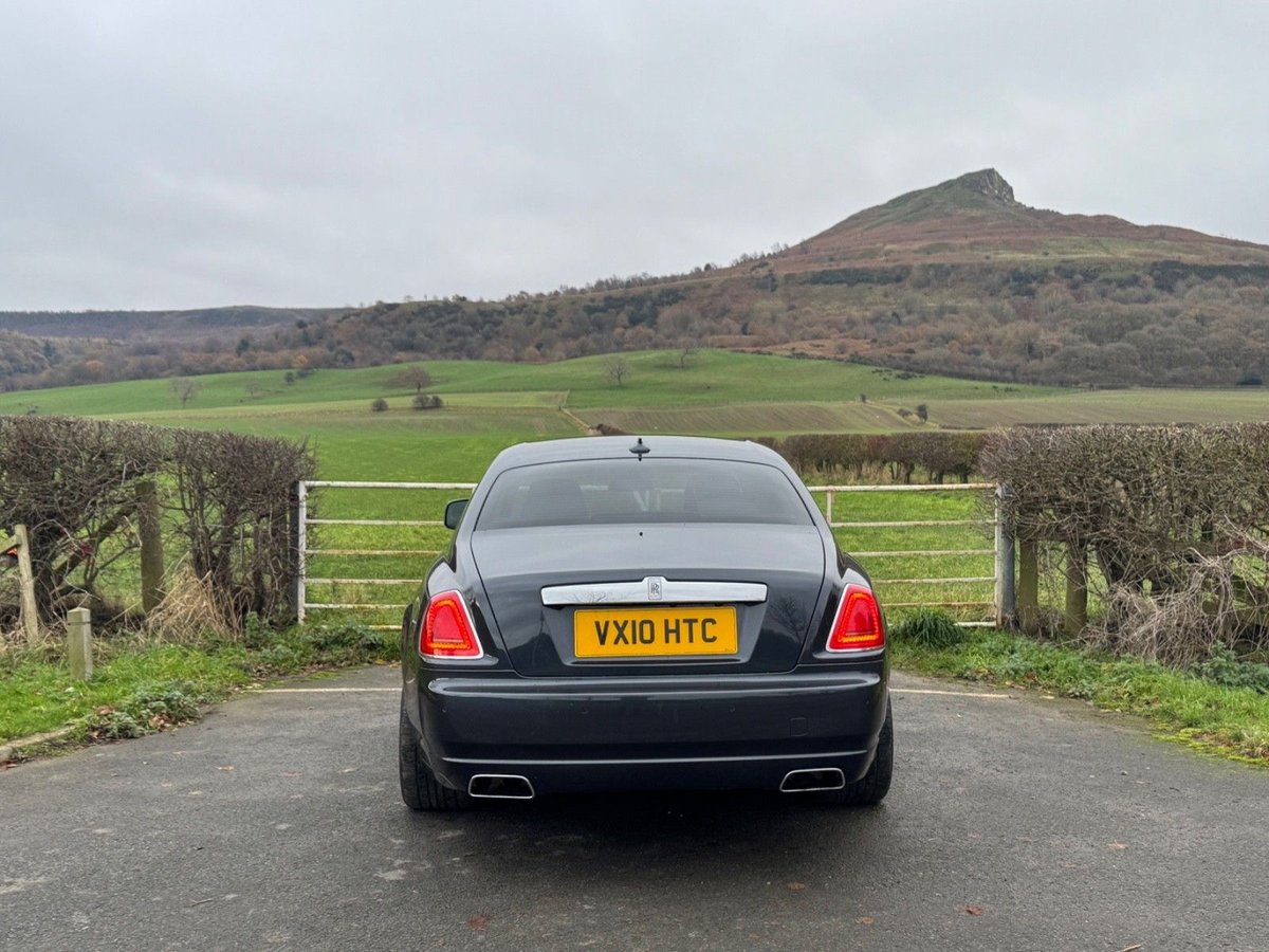 VX10 HTC | 2010 Rolls-Royce Ghost - Free History Check | UKCarData.co.uk