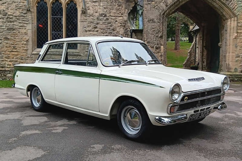 HRB 323C | 1965 Ford Cortina - Free History Check | UKCarData.co.uk