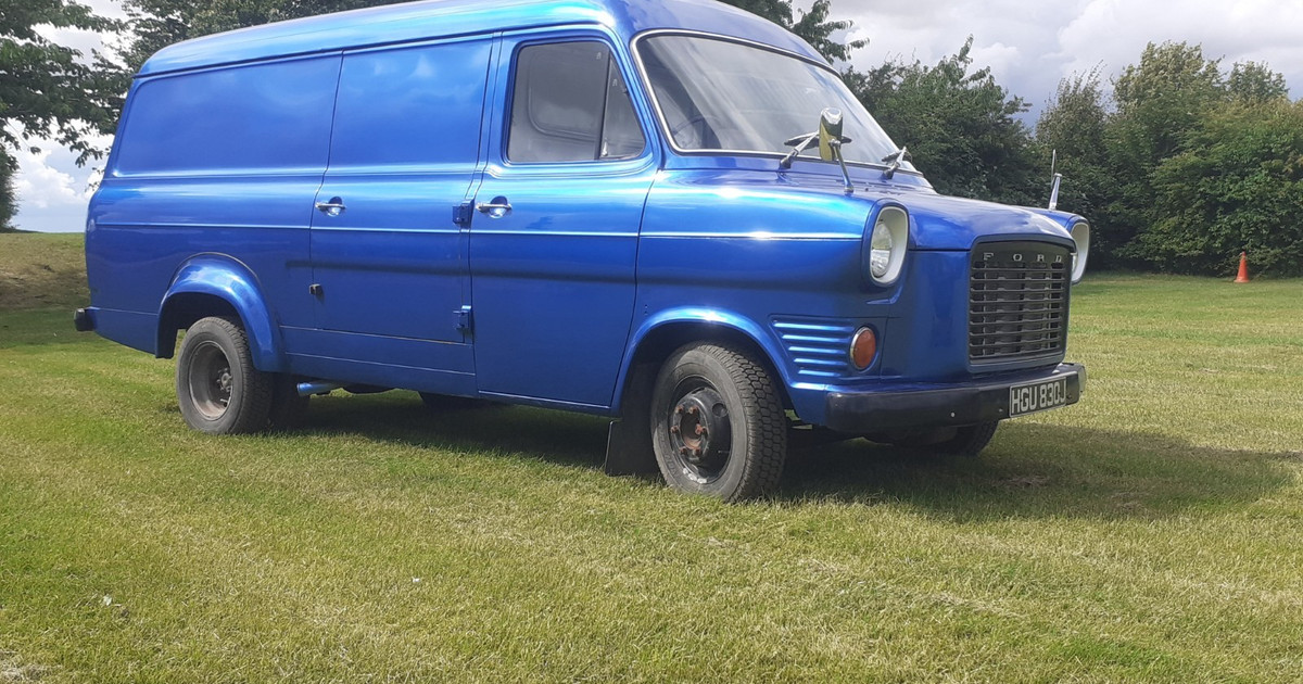 HGU 830J | 1971 Ford Transit - Free History Check | UKCarData.co.uk